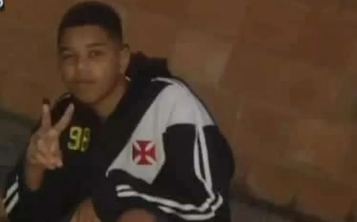 Torcedor do Vasco morto após jogo do Cruzmaltino é sepultado