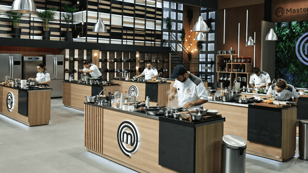 MasterChef Profissionais 2023: assista ao 6º episódio na íntegra