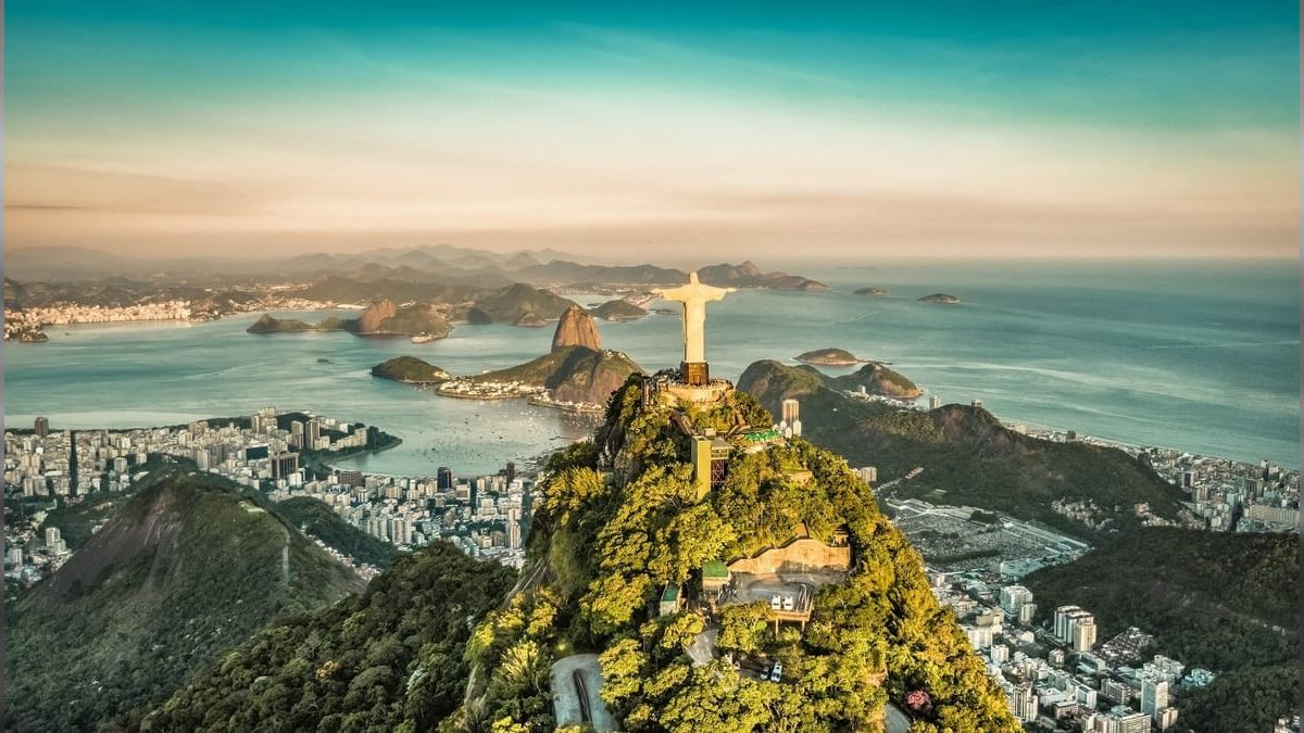 Rio bate recorde com 2 milhões de turistas internacionais em 2025