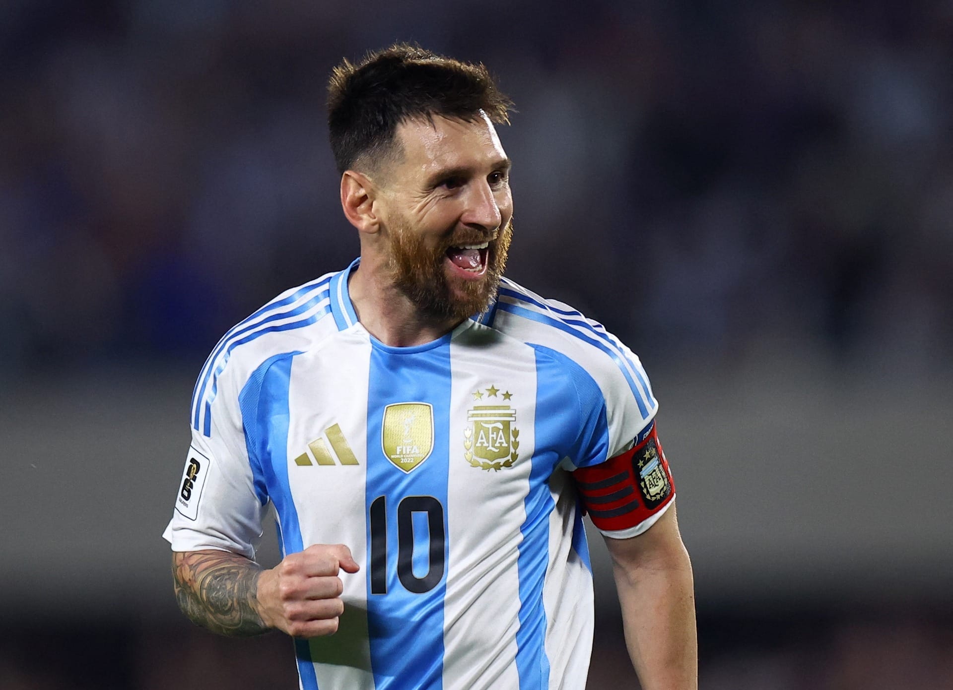 Messi dá indireta a Raphinha após 'baile' da Argentina