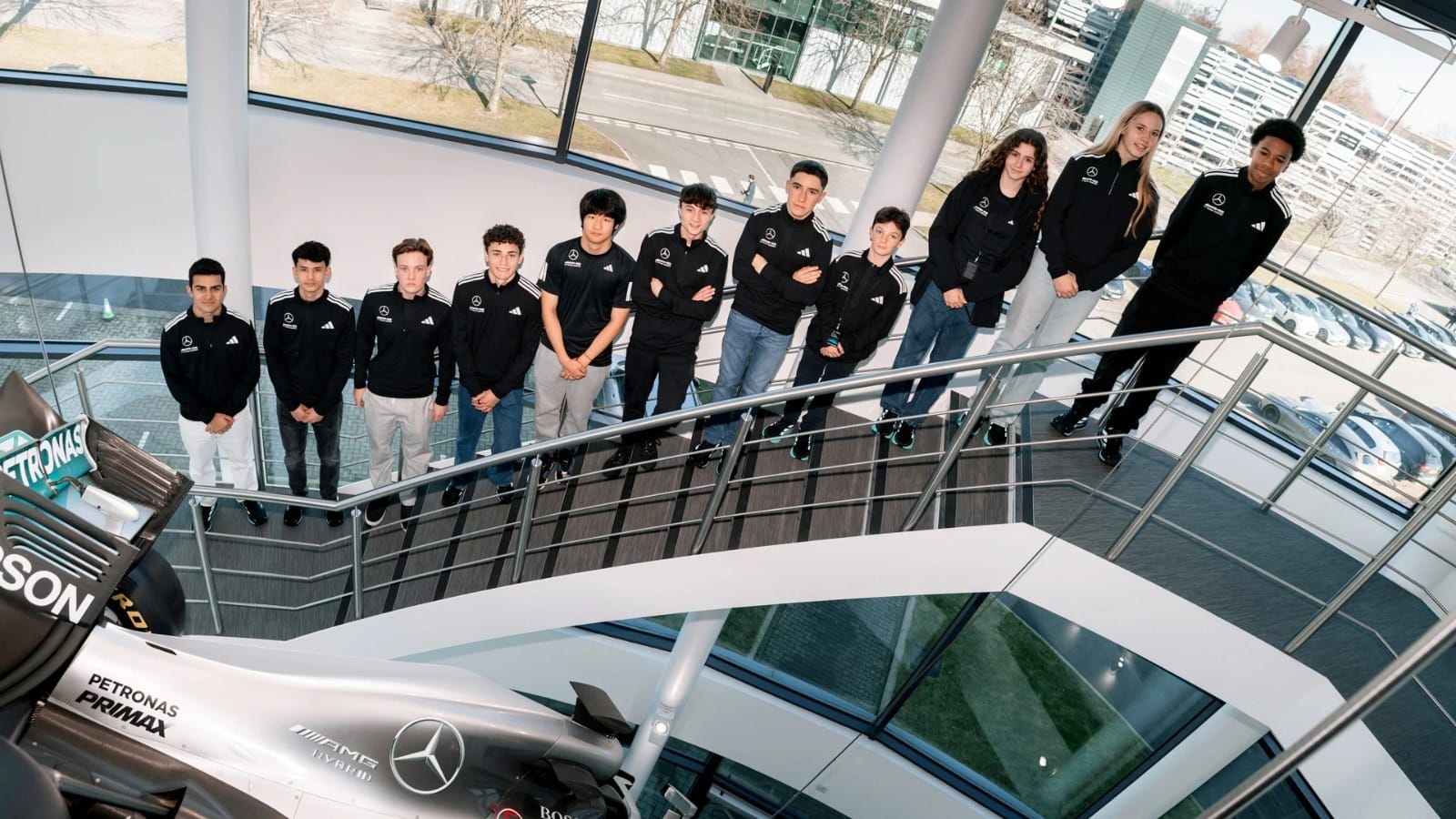 Mercedes anuncia seis novos integrantes de programação de formação de ...