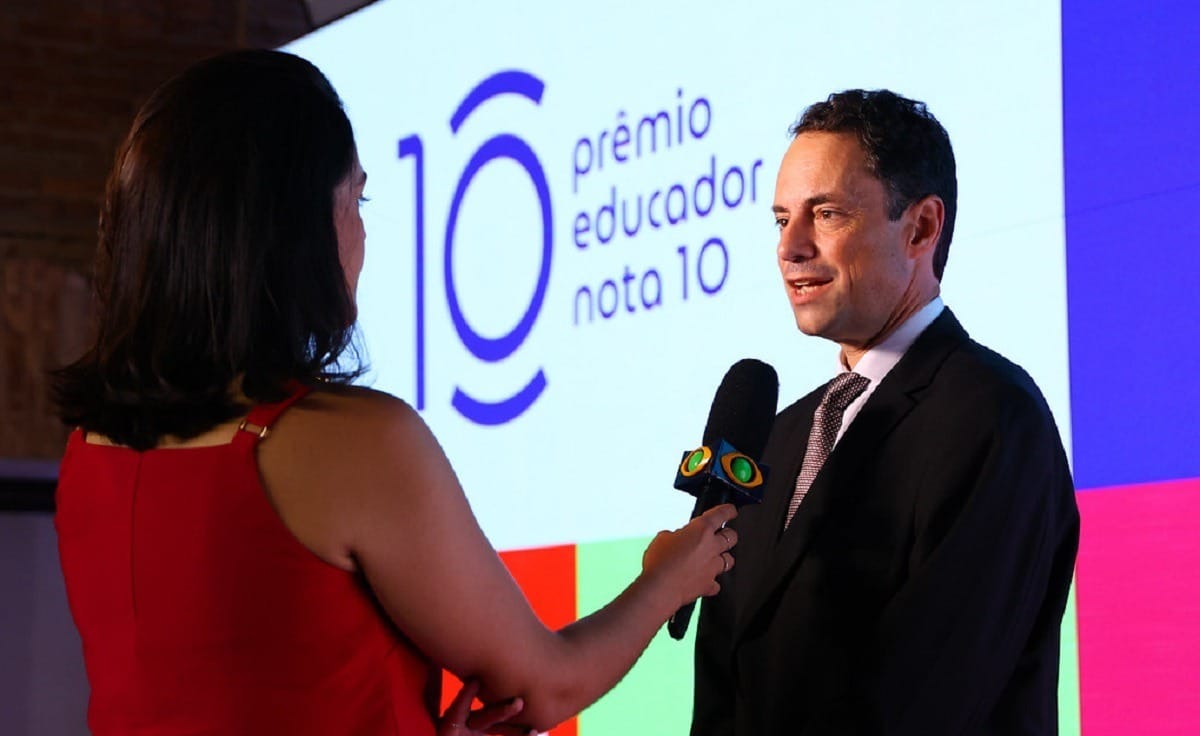 Prêmio Educador Nota 10 dá visibilidade à inovação dos educadores ...