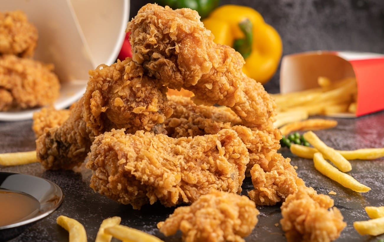 Como fazer o frango frito de famosa rede de fast food
