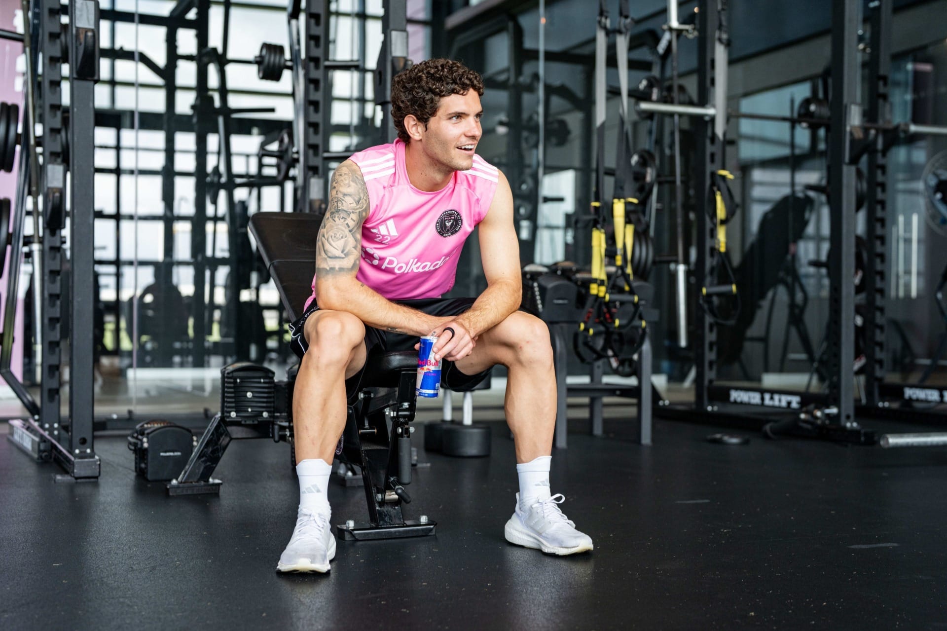 Conheça Leo Afonso, único brasileiro que joga no time de Messi ...
