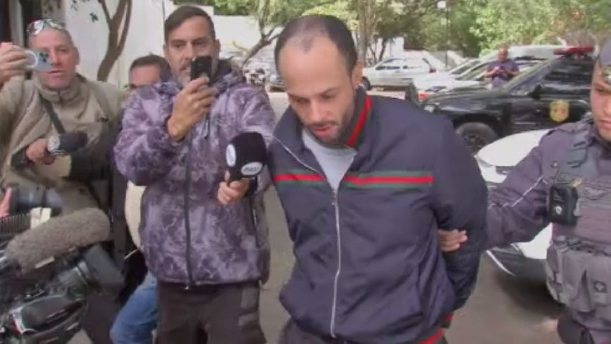 Mulher é encontrada morta e com o rosto queimado