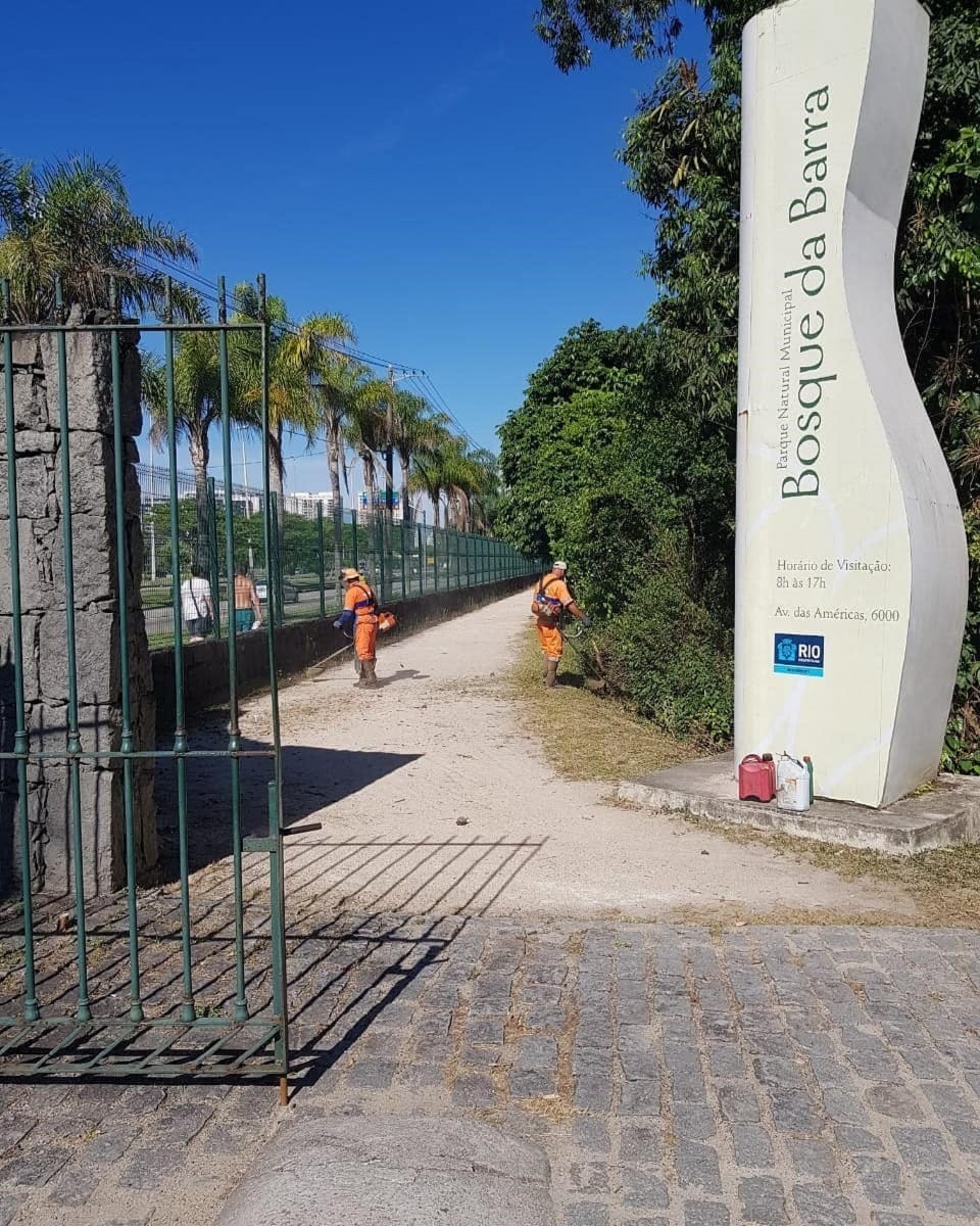 Prefeitura do Rio recupera grade roubada do Bosque da Barra