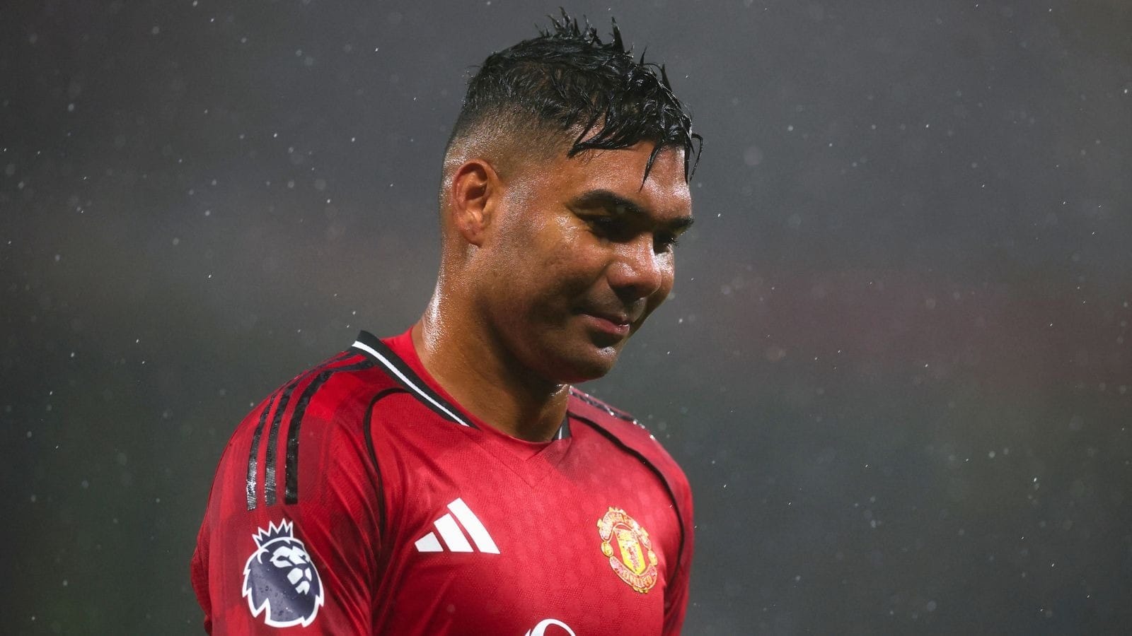 Casemiro não deve renovar com o Manchester United e ficará livre no ...