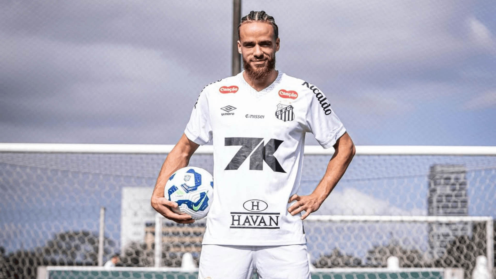 Santos corta Bilal Brahimi e crise interna se agrava antes de clássico ...