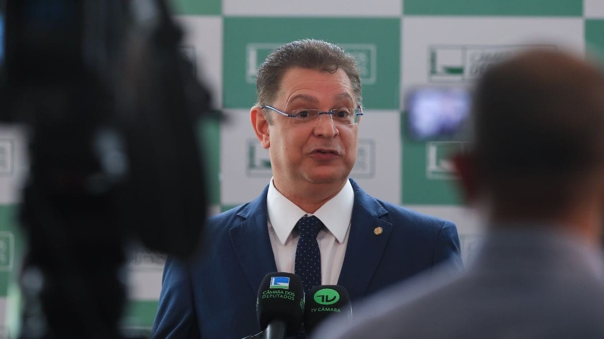 Thayane Melo: Líder do PL chega aos EUA em meio a negociações do ...
