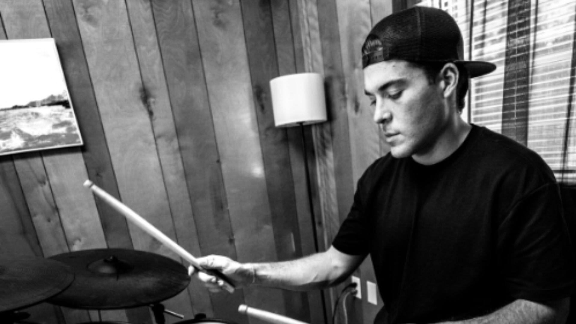 Greyson Nekrutman deixa Sepultura