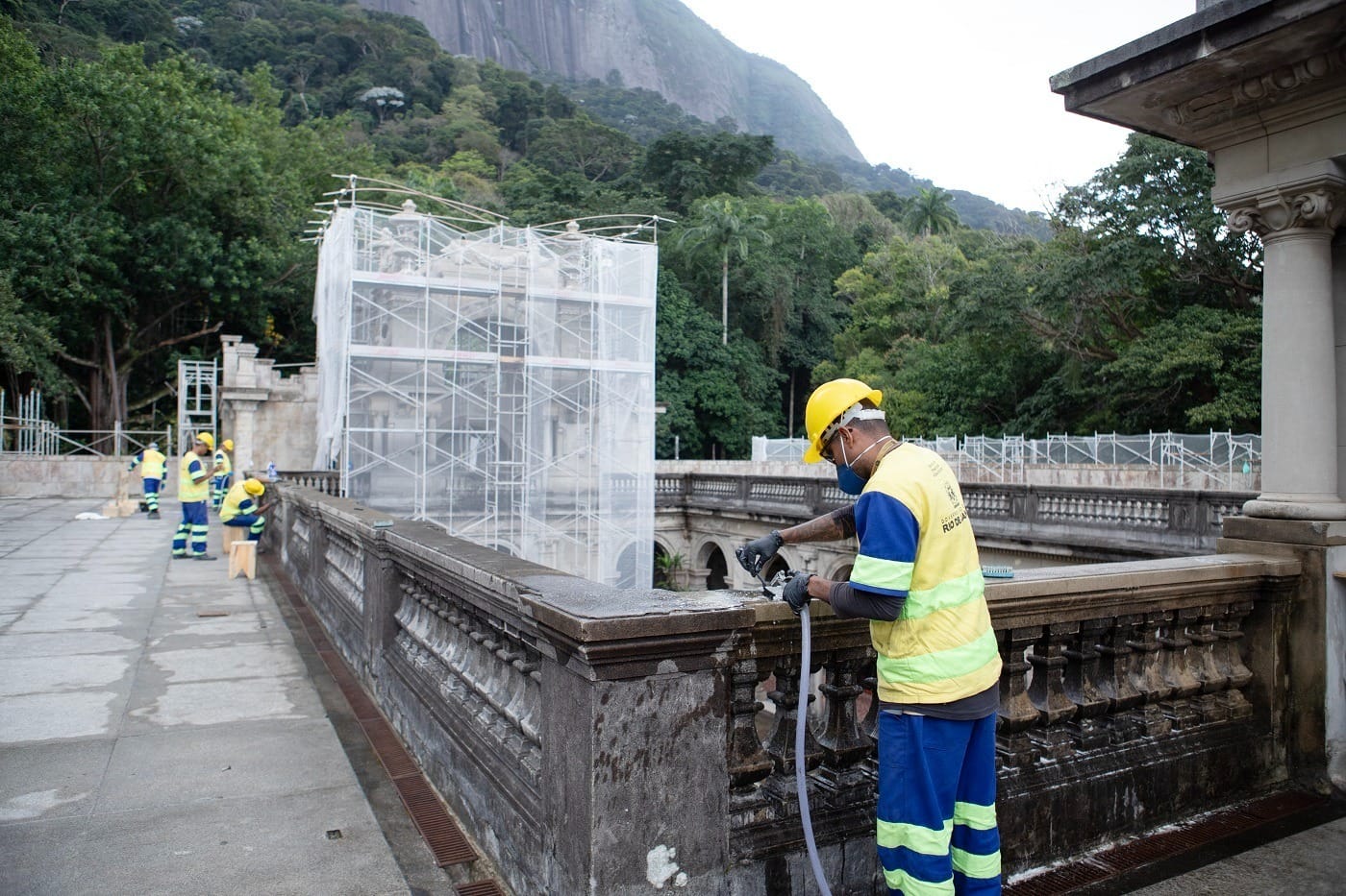 Governo do Rio avança na maior restauração da história do Parque Lage ...