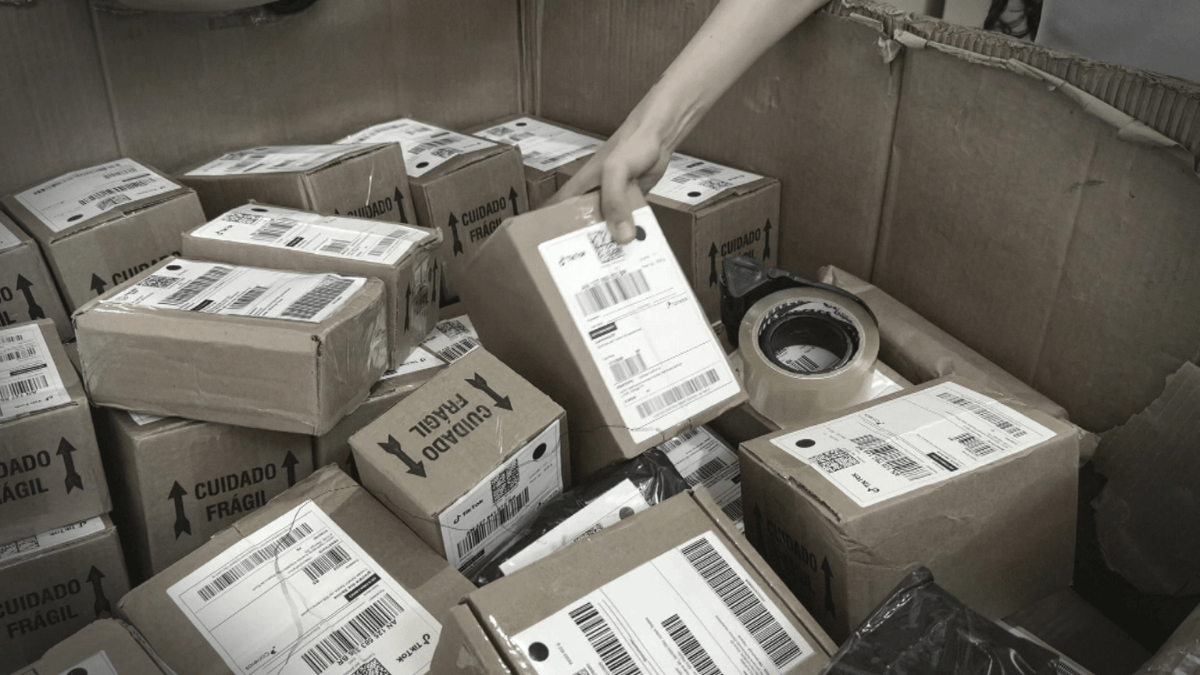 Receita Federal apreende R$ 2 milhões em produtos falsificados no Paraná