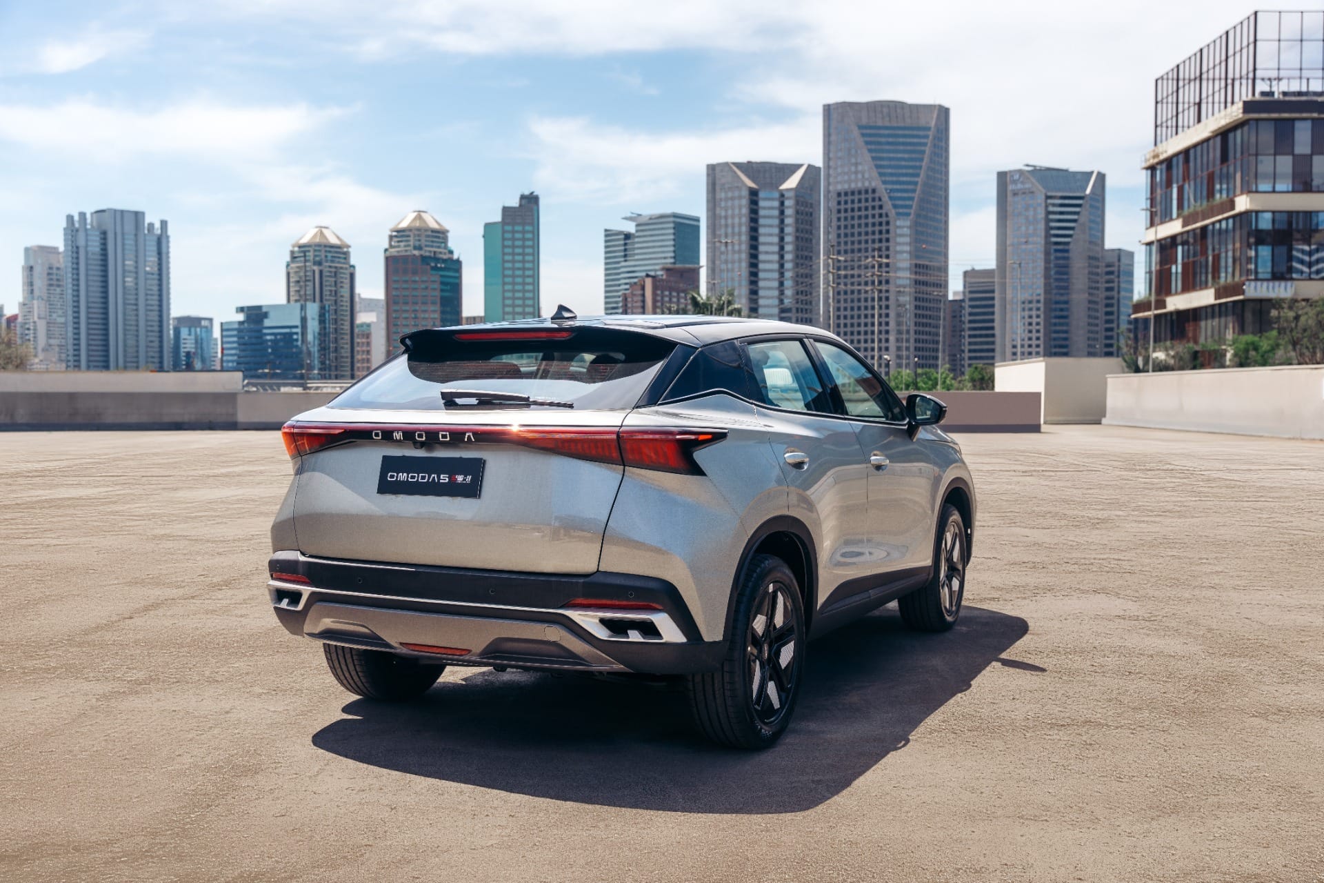 Omoda lança SUVs híbridos no Brasil com preços a partir de R$ 159 mil ...