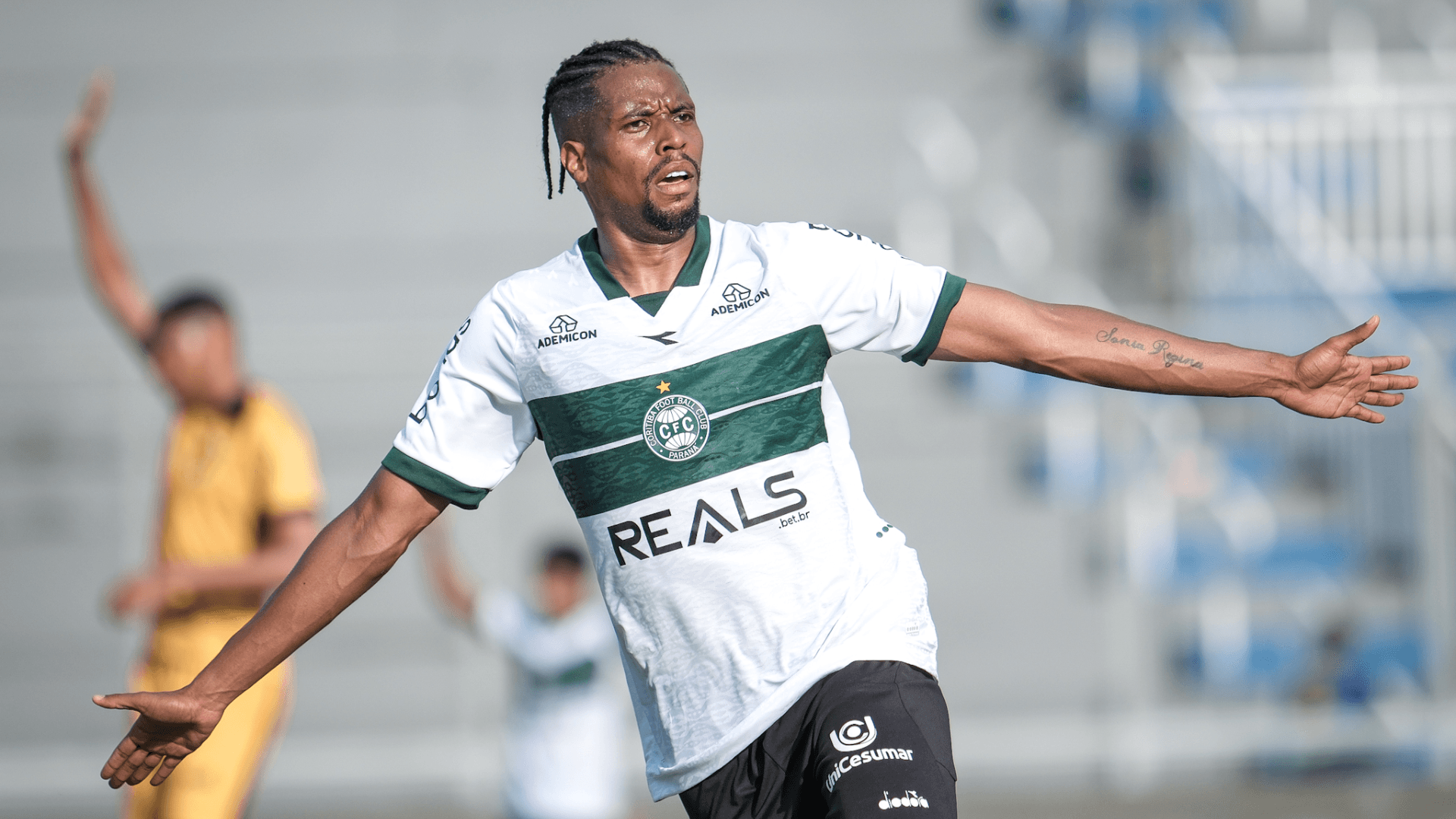 Coritiba vence o Amazonas e conquista o título da Série B de 2025