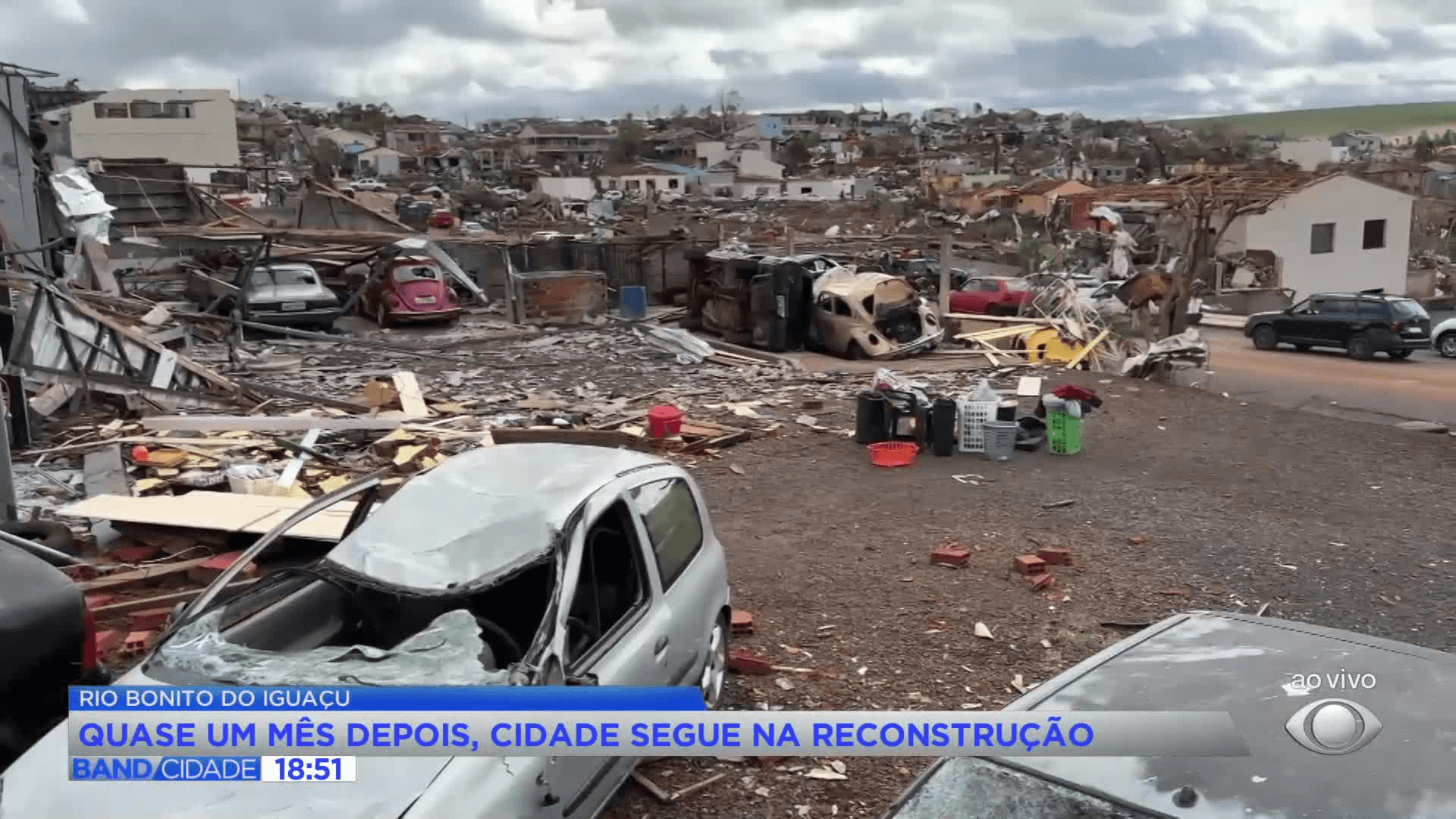 Quase um mês após tornado, Rio Bonito do Iguaçu segue em reconstrução