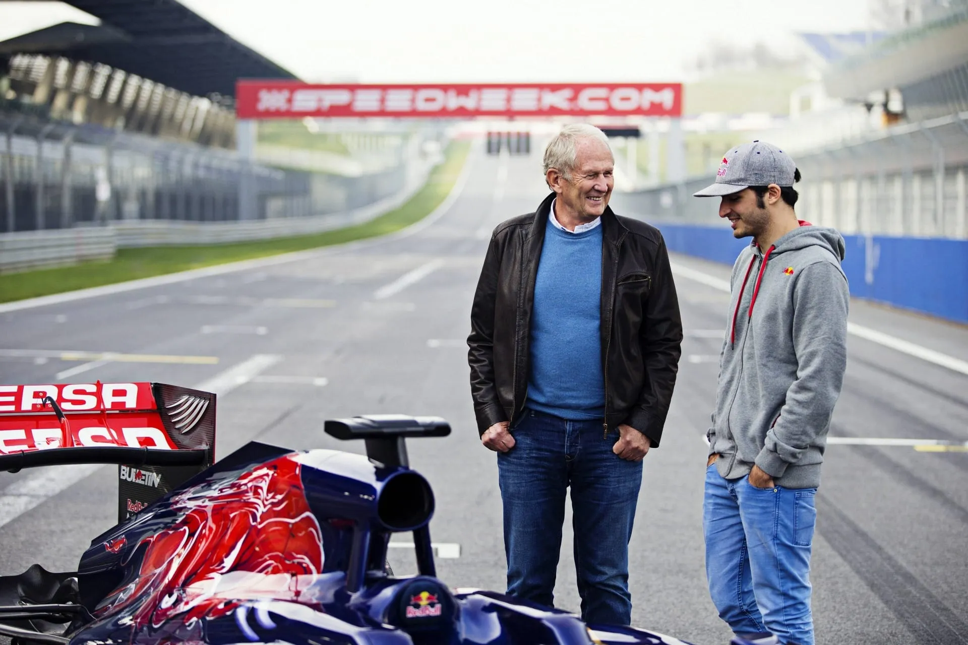 F1: Veja lista de pilotos da Red Bull revelados por Helmut Marko