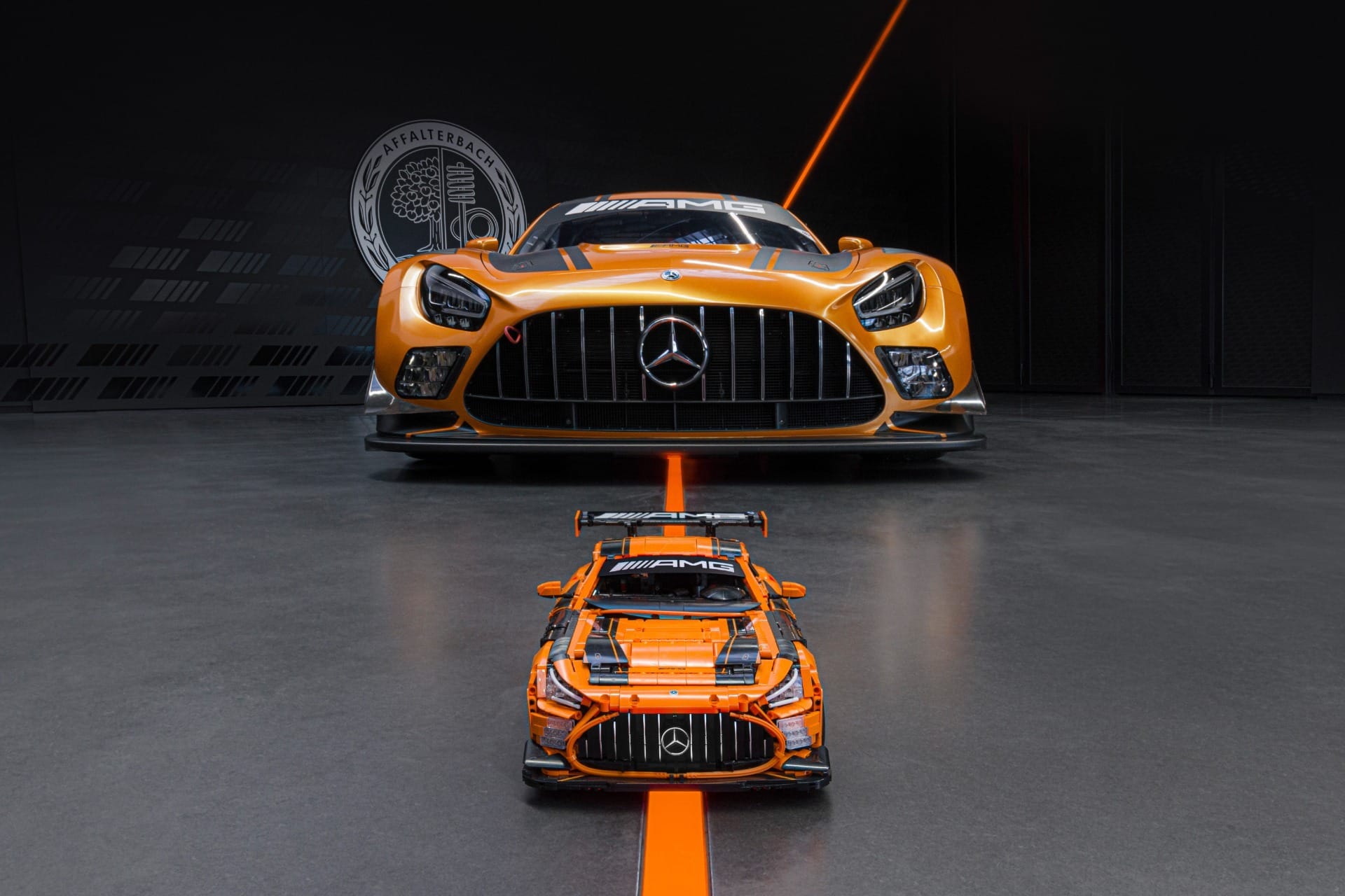 Réplica AMG GT3 traz 5,5 mil peças e recursos inéditos de competição ...