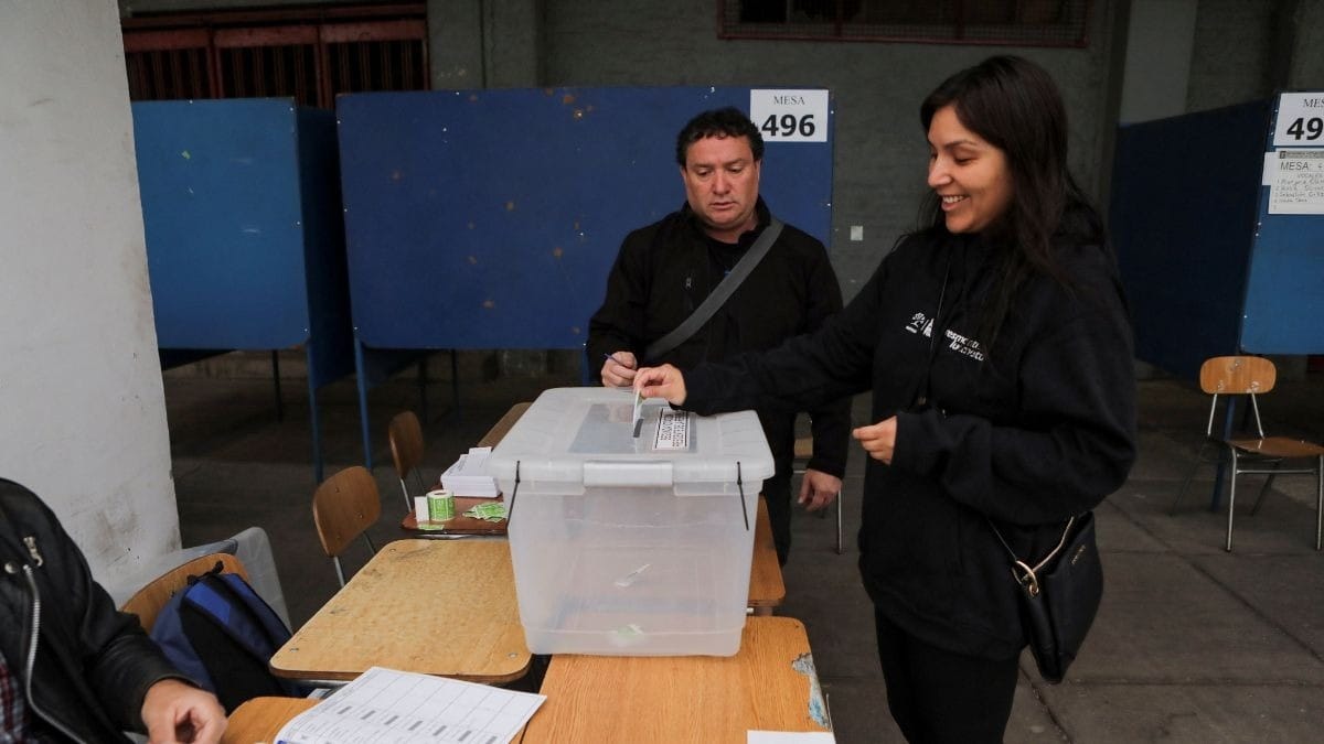 Chile vai às urnas neste domingo para eleger presidente no 2º turno | Band
