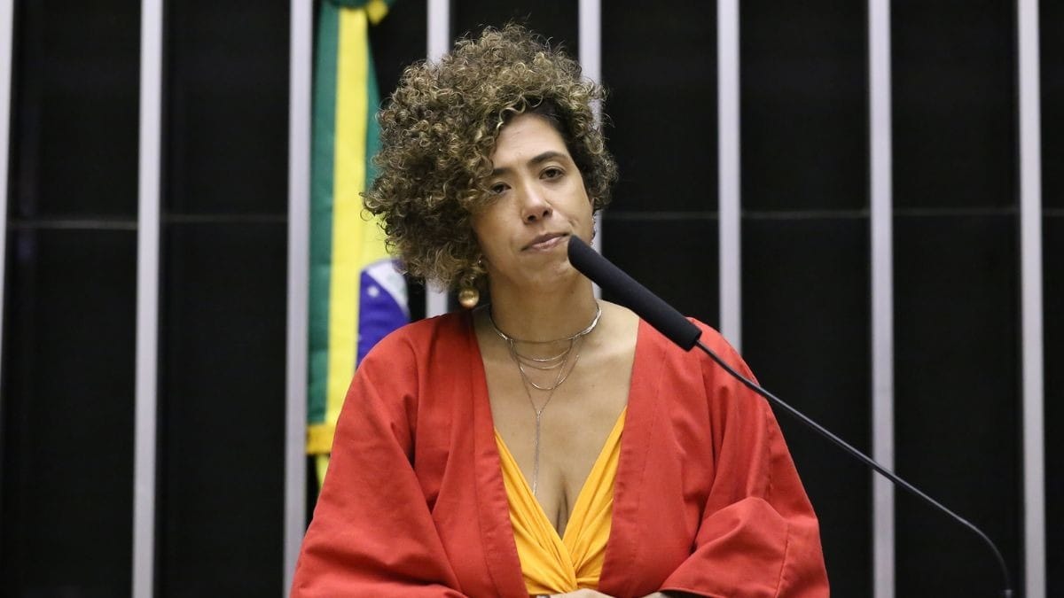 Hugo Motta restabelece escolta de deputada do PSOL alvo de ameaças