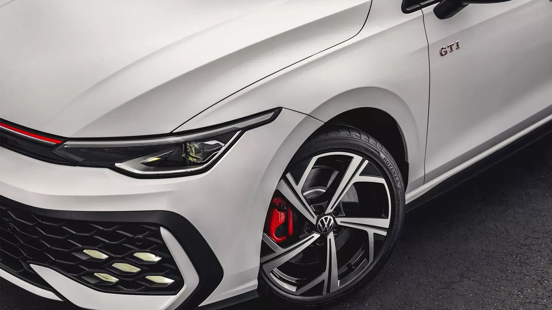 Volkswagen Golf GTI volta ao Brasil em 2026 e completa 50 anos; veja ...