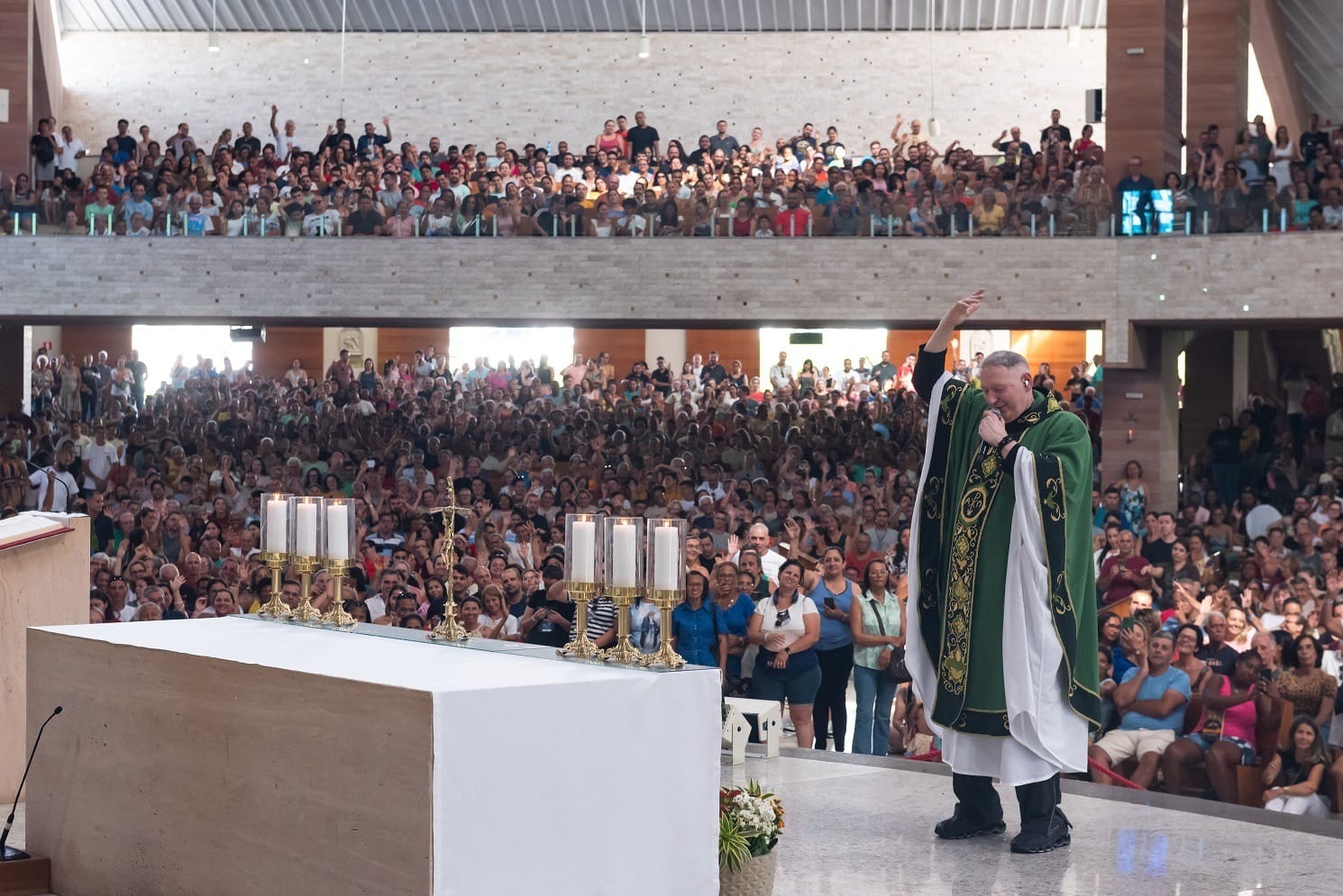Padre Marcelo Rossi preside missa neste domingo (15) em Cachoeira ...