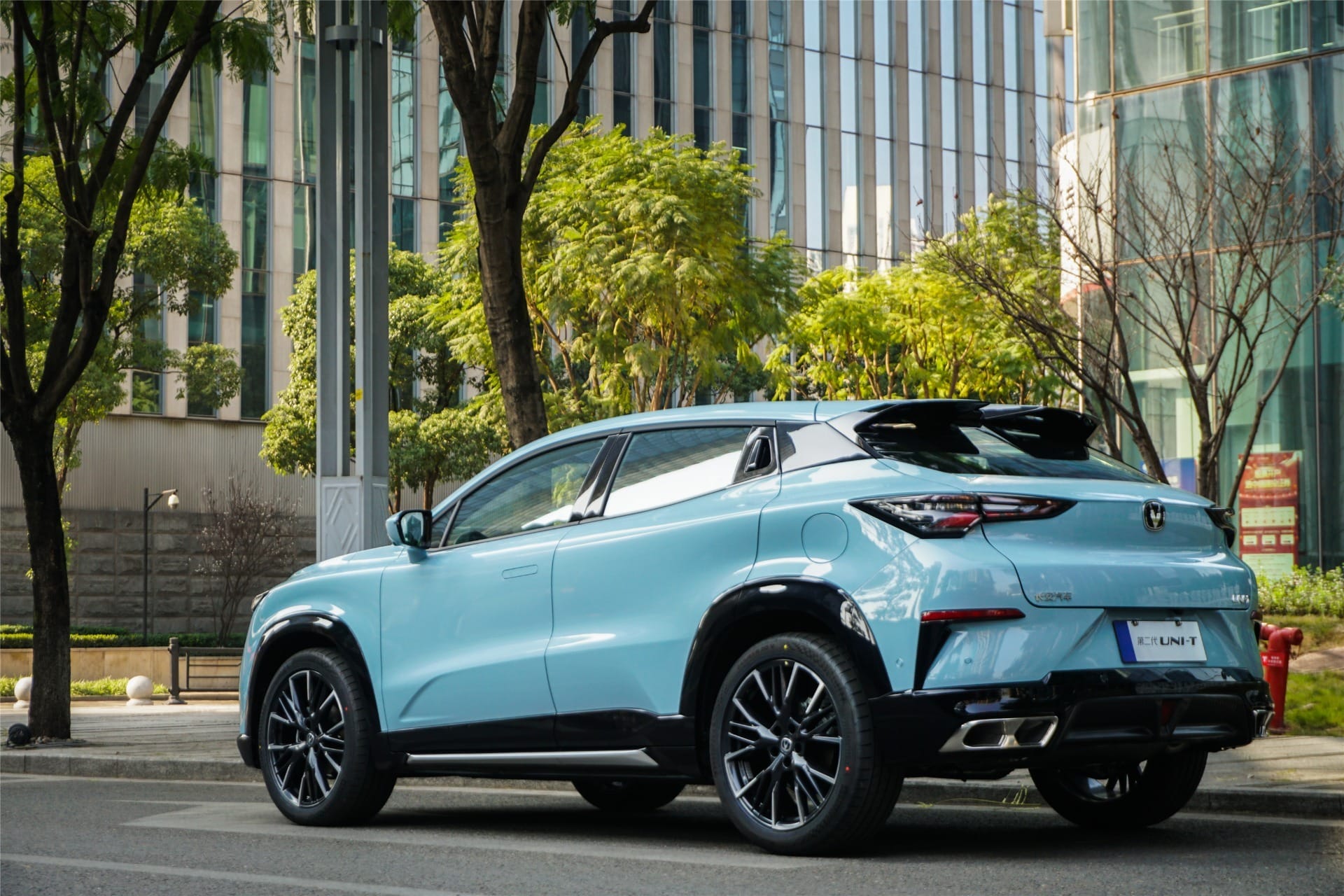 Novo SUV chinês chega ao Brasil para desafiar Compass e Corolla Cross ...