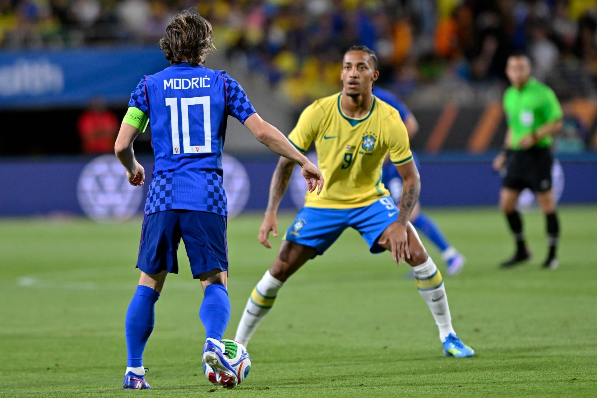 Seleção Brasileira se recupera e bate Croácia com brilho de Endrick