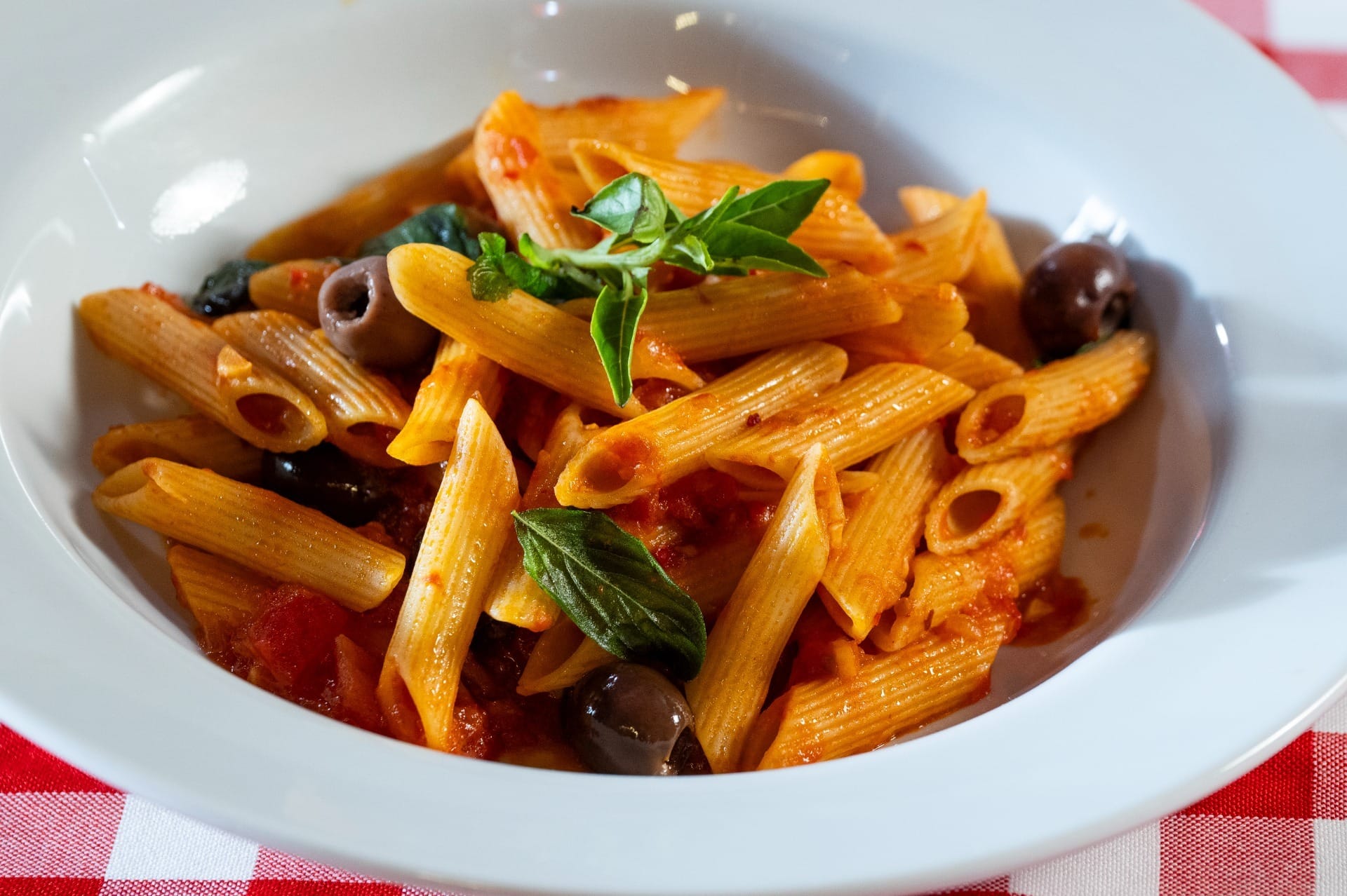 Penne à arrabiata do chef Erick Jacquin | Band Receitas