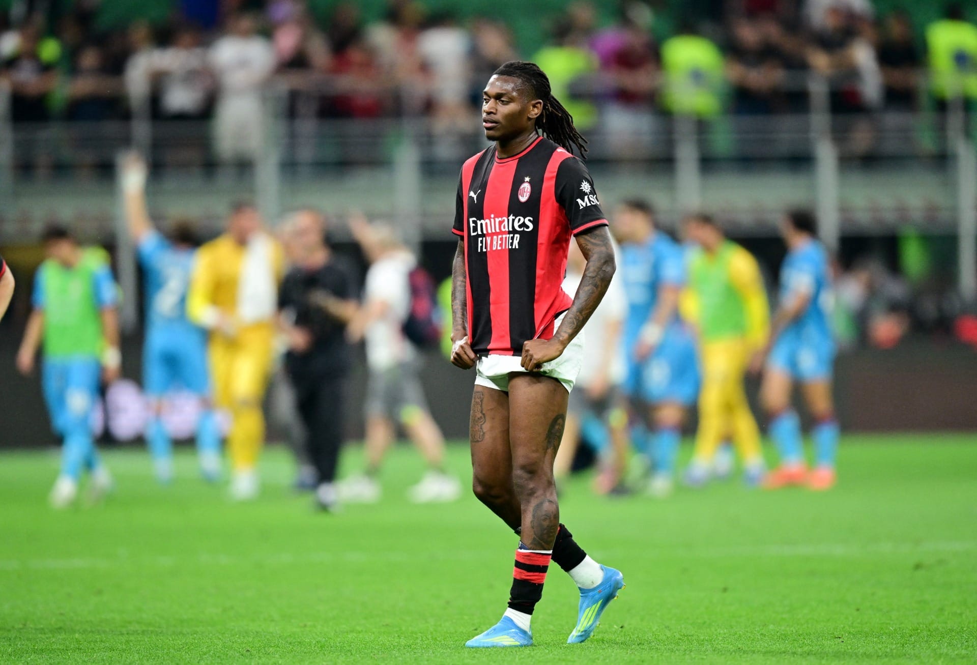 Rafael Leão diz que quer deixar o Milan em 2026